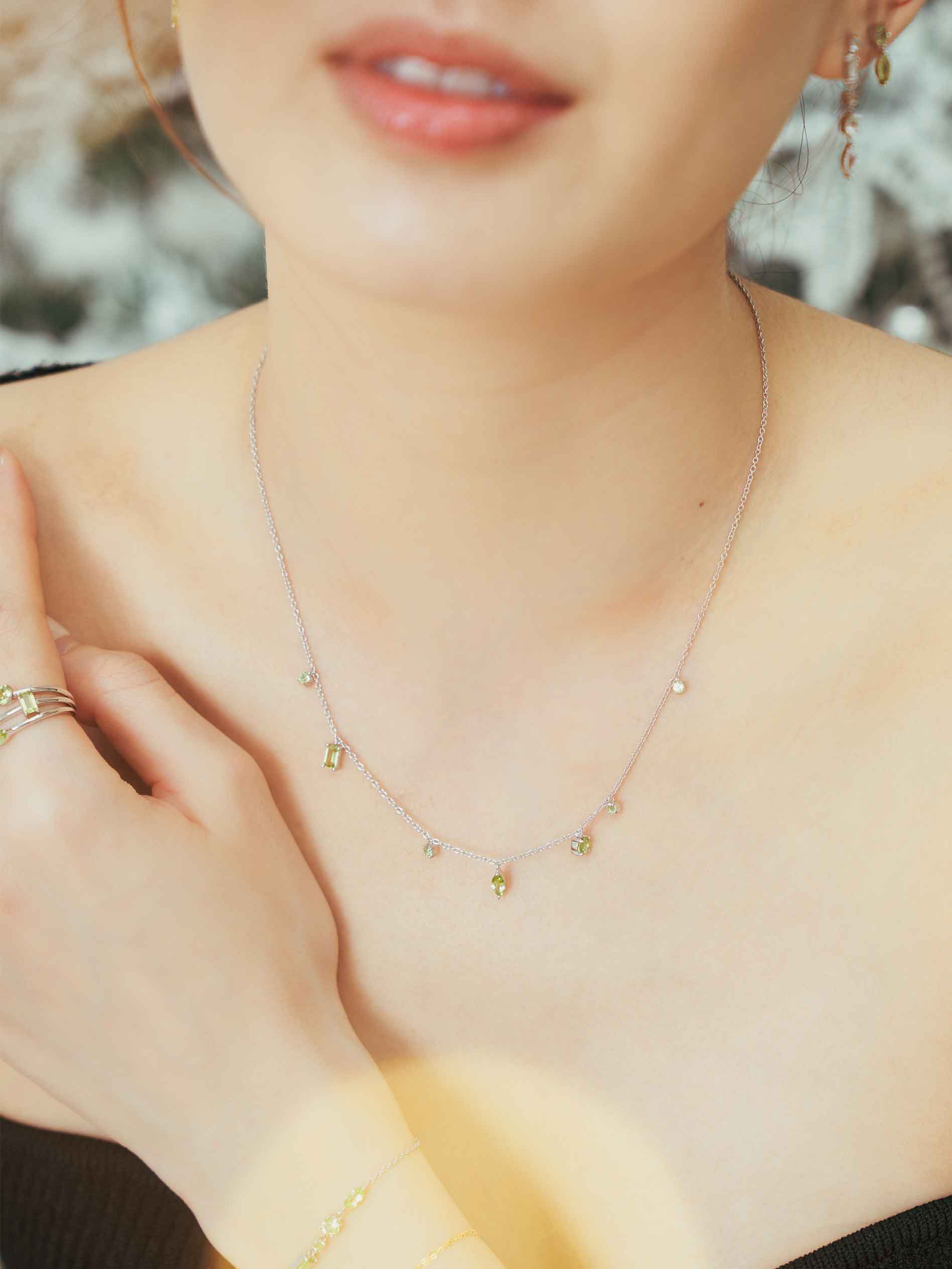 Strange x Curious - Light Necklace - Peridot in Silver | Curious Creatures