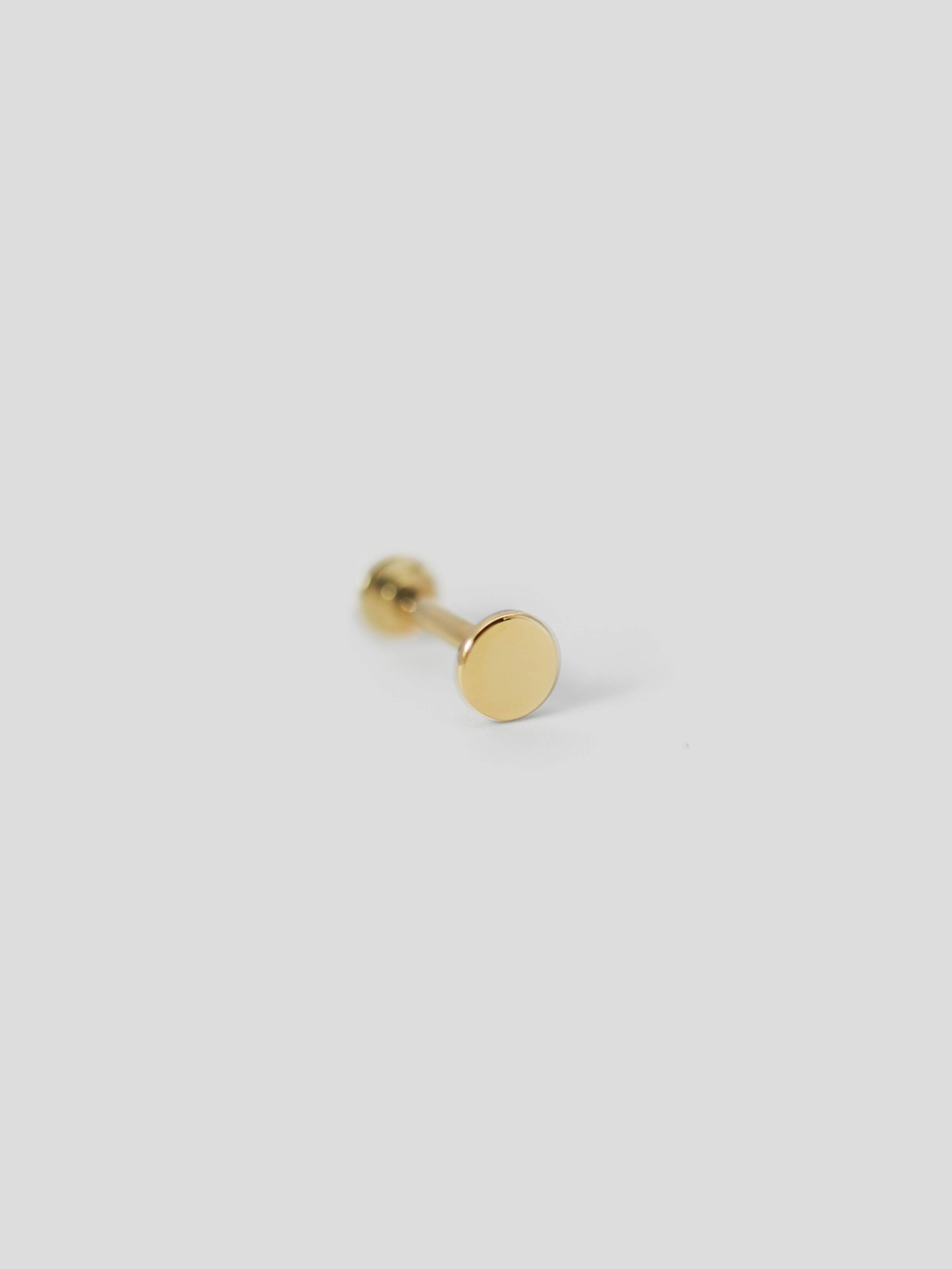 Disc Threaded Labret Earring in 14k Gold (Single) | Curious Creatures