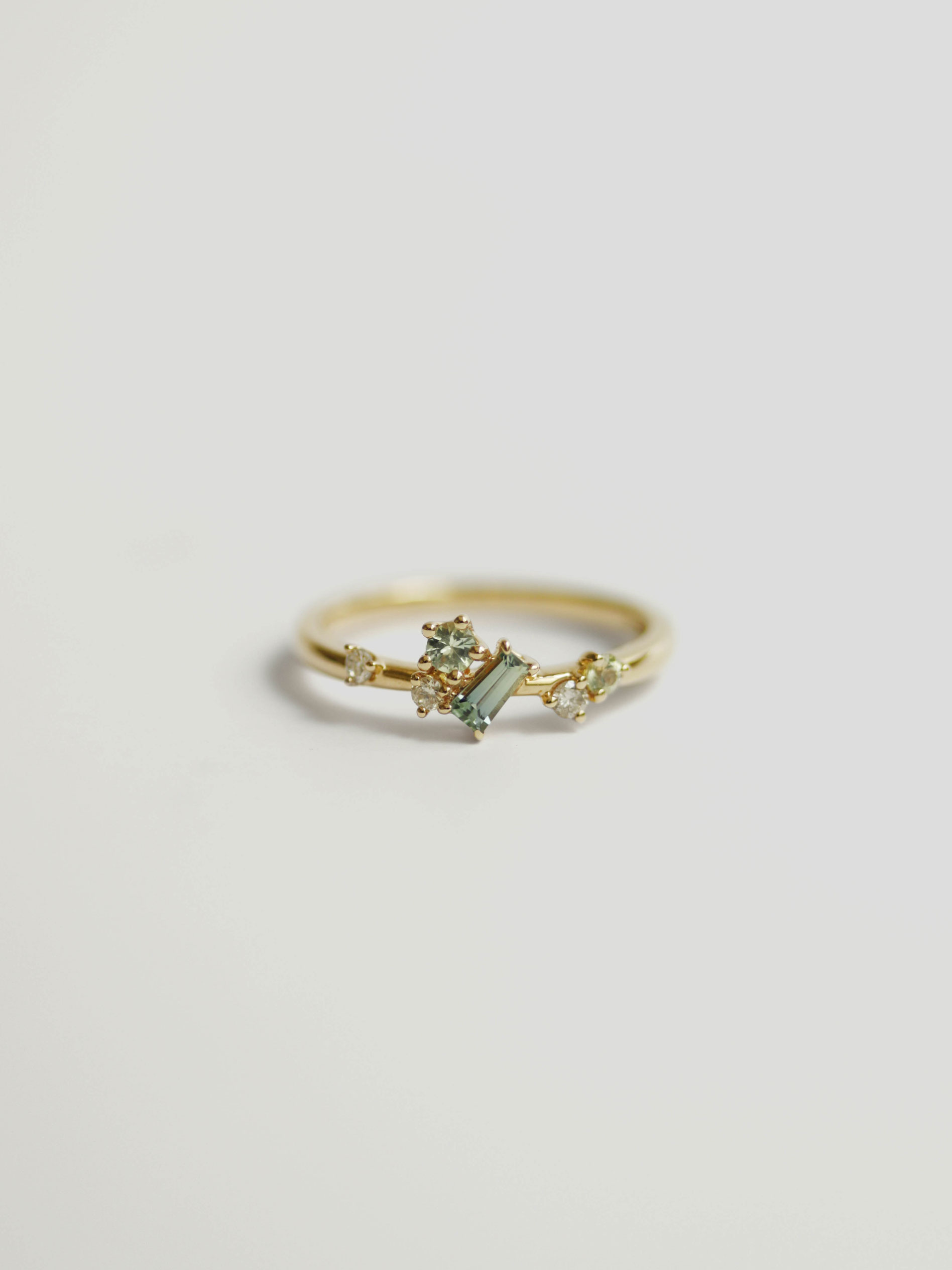 One-of-a-kind Gleam Cluster Ring - Mix Sapphires and Diamonds in 18k Solid Gold 02 | Curious ...