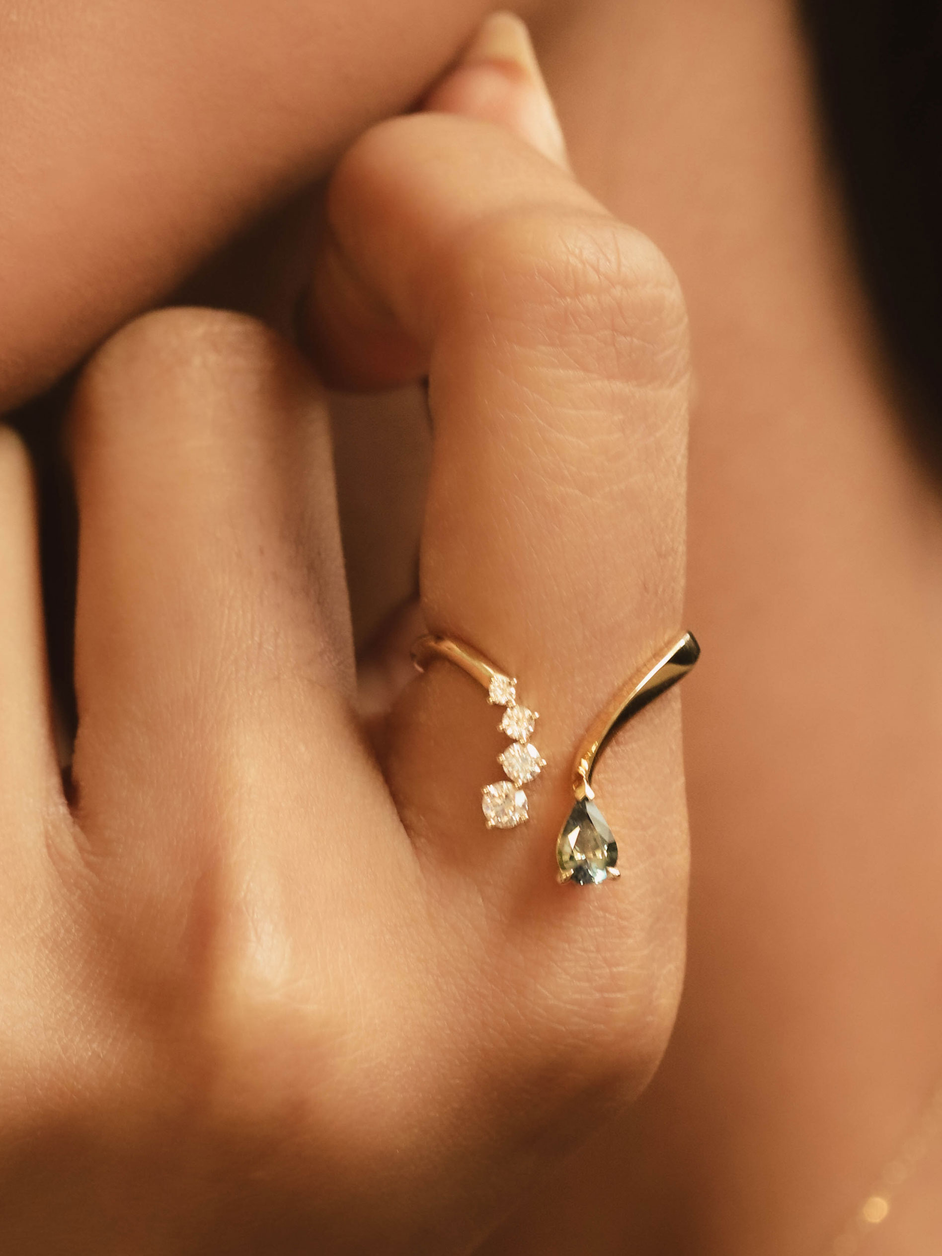 One-of-a-kind Crescendo Ring - Teal Parti Sapphire and Diamonds in 18k ...