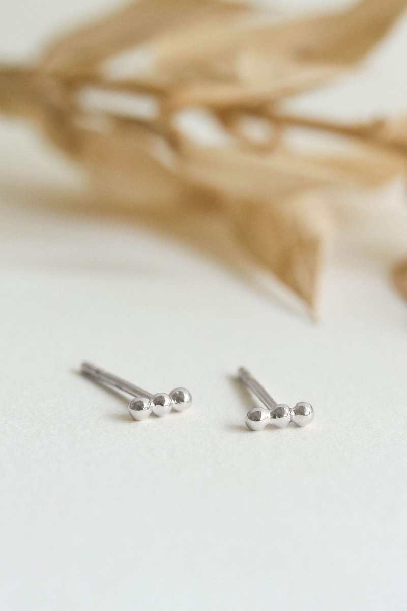 Silver 3-Dot Ear Studs