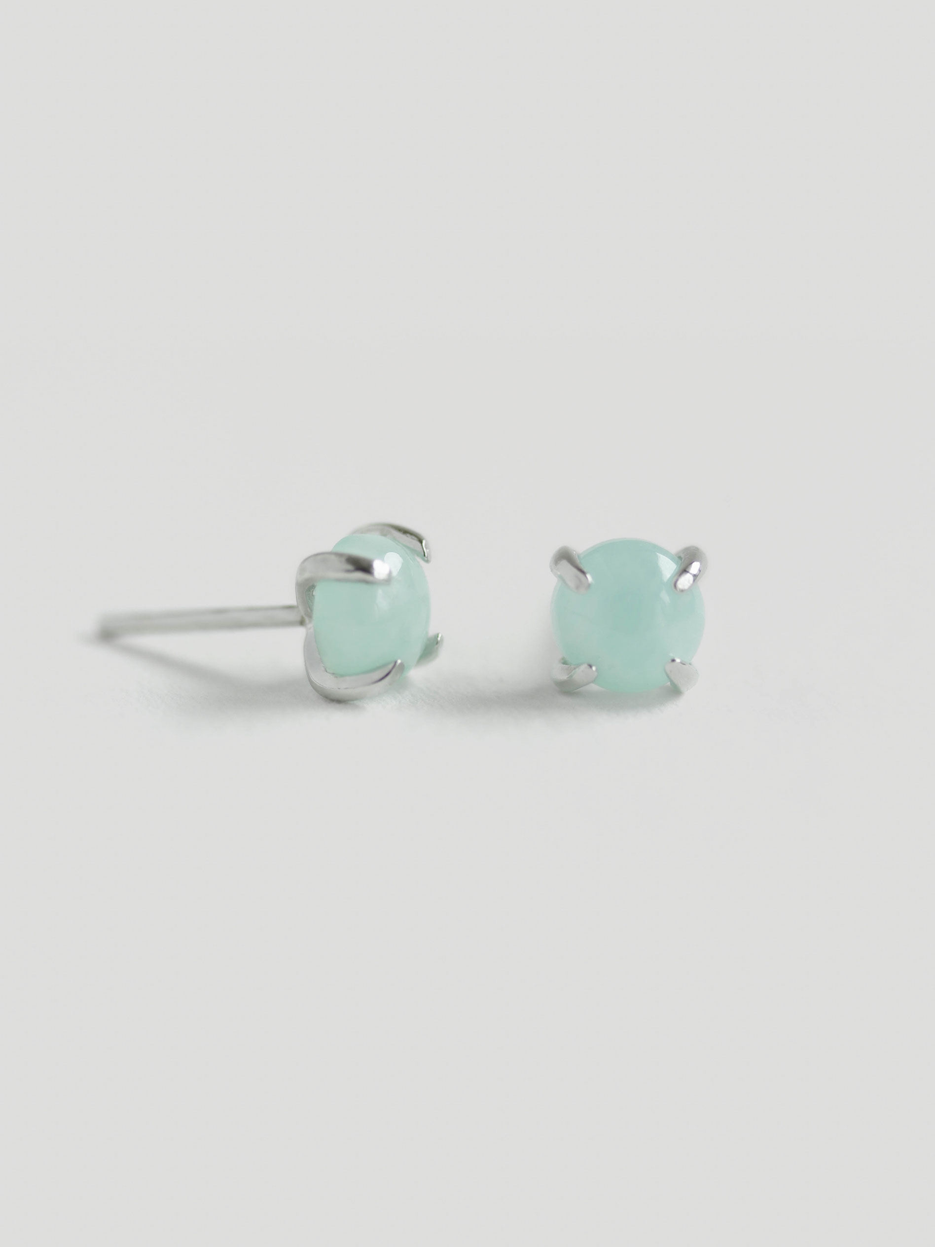 Silver Basic Ear Studs with Amazonite